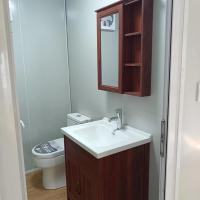 China Prefabricated Houses Expandable Container House with 3 Bedrooms and Easy Installation for sale