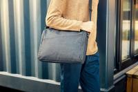 China Sleeve Laptop Case 16 Inch Macbook Pro Black 16 Inch Laptop Tote Bag For Women for sale