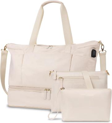 China Beige Carry On Tote Expandable Weekender Duffel Travel Bag With Shoe Compartment And Wet Pocket for sale
