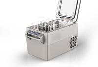 China 32L Portable Car Fridge Freezer DC12V 24V with Fast Freezing to -20C for sale