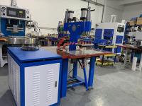 China New Radio Frequency HF Double Heads 2 Stations PVC Membrane Stretch Ceiling Welding Machine for Advertising Banner Boxes Sealing for sale