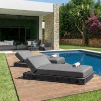 China Light Luxury Outdoor Contemporary Woven Rope Chair And Foldable Villa Table Set for sale
