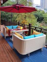 China Restaurant Outdoor Light Luxury PE Rattan Sofa Set Patio Waterproof Metal Furniture for sale
