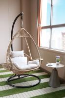 China Wholesale Popular Wicker Patio Outdoor Metal Rattan Basket Egg Hanging Chair for sale