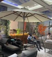 China 220g Polyester Fabric Sun Garden Umbrella Parasol 2.7*2.7M for sale