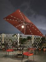 China Aluminum Frame Garden Cantilever Parasol Umbrella Accept Customized OEM for sale