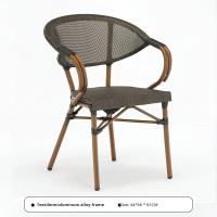 China Outdoor Dining Table And Stackable Chair Set Modern Design Restaurant PE Rattan Coffee Table for sale
