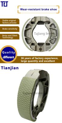 China Black Motorcycle Brake Shoe Easy Installation Standard Size for sale
