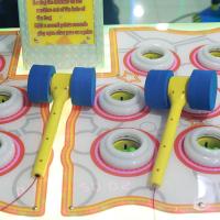 China Crazy Frog Hitting Hammer Coin Gambling Machine , Children Tabletop Game Machine for sale