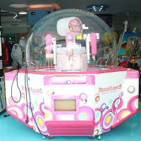 China 4p Sweet Land Candy Gift Vending Machine Family Game For FEC / Coffee Place for sale