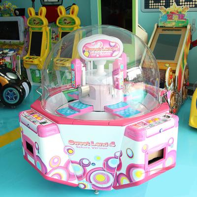 China 4p Sweet Land Candy Gift Vending Machine Family Game For FEC / Coffee Place for sale
