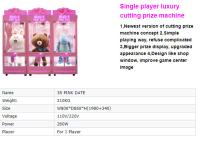 China Luxury Cube Crane Claw Gift Vending Machine With 12 Months Warranty for sale