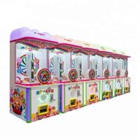 China Attractive Gift Vending Machine With Metal + Plastic Material Easy To Manipulate for sale