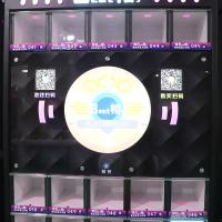 China Attractive Metal + Plastic Self Service Vending Machine For Shopping Mall for sale