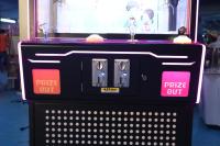 China Arcade 2 Player Toy Crane Machine With Black Metal Cabinet for sale