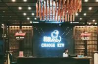 China Retail Store Floating 3D Hologram Fan Display Remote Control Available for sale