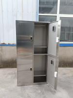 China Steel-Made Anti-Corrosion Hospital Treatment Room Furniture Includes Treatment Cabinets and Tables for sale