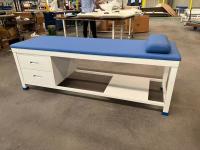 China Steel-Made Anti-Corrosion Hospital Treatment Room Furniture Includes Treatment Cabinets and Tables for sale