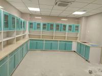 China Steel-Made Anti-Corrosion Hospital Treatment Room Furniture Includes Treatment Cabinets and Tables for sale