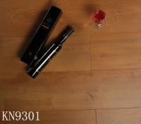 China Engineered MDF HDF Laminated Wooden Flooring Soundproof Waterproof for sale
