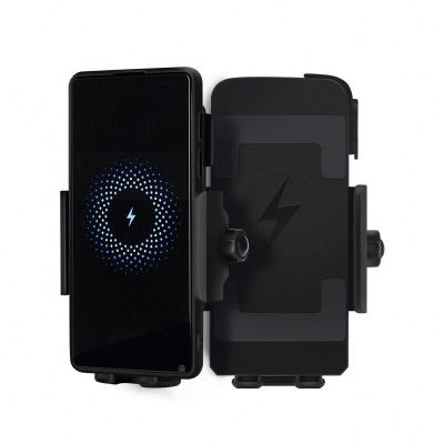 China 360 Degree 5W Motorcycle Wireless Charger Mount Waterproof For Iphone 12 for sale