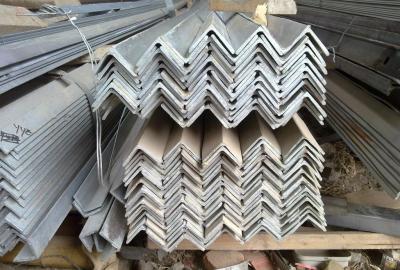 China Custome Hot Dipped Angle Bar Steel High Mechanical Strength With Carbon for sale