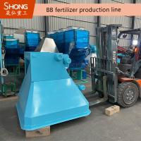 China Mobile Fertilizer Mixer with Dual Shaft Mixing 500-2000 L Per Batch and Diesel Engine Drive for BB Fertilizer Blending for sale
