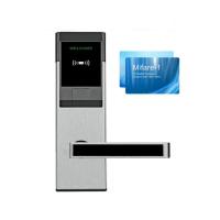 China Alkaline Batteries 6V Key Card Door Lock With Handle 35mm-65mm Thickness for sale