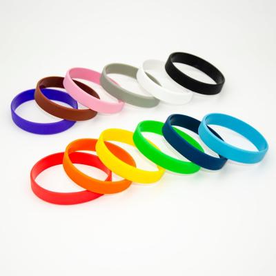 China Eco-Friendly Custom Silicone Wristbands, Printed Engraved Rubber Bracelets, Event Promotional Gift Wristbands, B2B Wholesale Factory Direct for sale