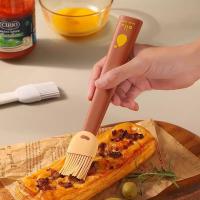 China Factory Wholesale Food-Grade Silicone Oil Brush, High-Temperature Resistant Kitchen Brush for Baking, Grilling, Pancake & Grilled Meat Oil Application for sale