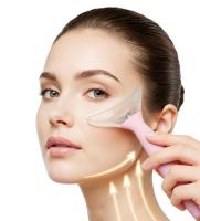 China Silicone Ice Facial Roller Set | Custom OEM Face Ice Mold Beauty Tool for sale
