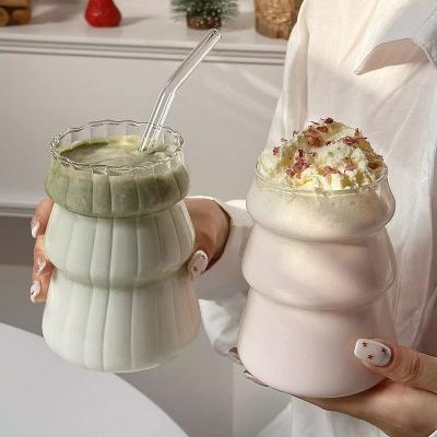 China 500ml Christmas Tree High Borosilicate Glass Mug with Straw Holiday Drinkware for sale