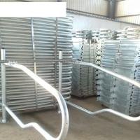 China Welded Stainless Steel Cow Freestand Divider 3mm Thickness 2300mm Length Painted for sale