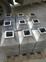 China Custom Cast Iron Guardrail Fixed Base EU ISO9001 2008 Certified 50pcs per Carton for sale