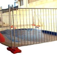 China Customized Hot-Dipped Galvanized Dairy Cattle Freestalls 3mm Steel 4 Positions for sale