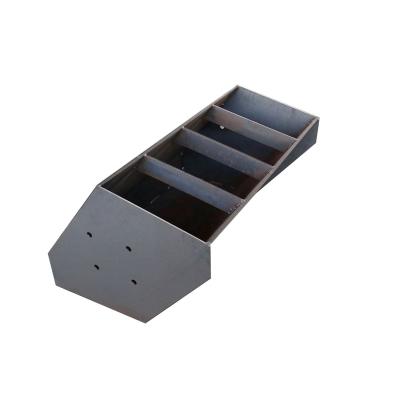 China Customized Stainless Steel Bucket Elevator Hopper Chain Conveyor Welding Parts 80,000sqm Factory for sale