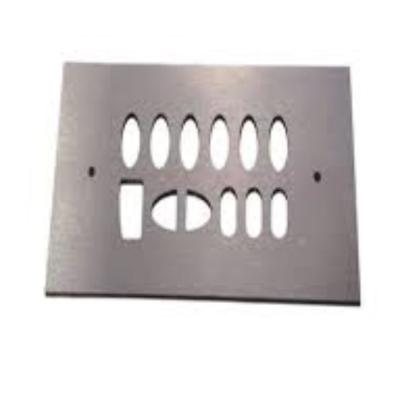China Custom Stainless Steel Right Angle Brackets Bending Stamping Parts 90 Degree for sale