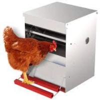 China Custom Powder Coated Steel Stainless Steel Animal Feeder for Farm Breeders 80kg Capacity for sale