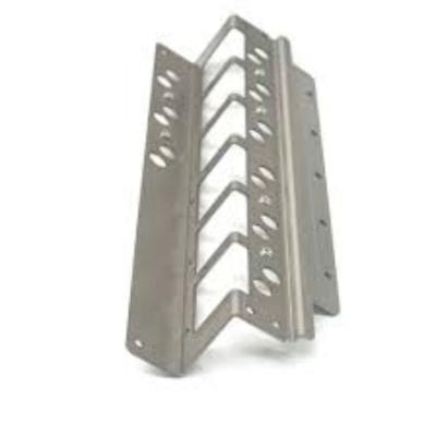 China Custom Stainless Steel Right Angle Brackets Bending Fabrication ISO9001 Certified 90 Degree for sale