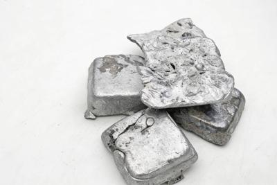 China Aluminium Manganese Master Alloy 10-30% Mn Ingot for Alloy Strengthening for sale