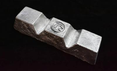 China Magnesium Neodymium Master Alloy 5-50 Percent Nd Content Waffle Ingot for High Strength Heat Resistant Alloys for sale