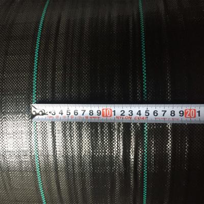 China PP Woven Weed Barrier Ground Cover Fabric 90gsm 1m Wide UV Treated Landscape Mat for sale