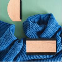 China Wooden Cashmere Sweater Comb 7.5x4.5cm Fuzz Remover for Wool Fabric Pilling for sale