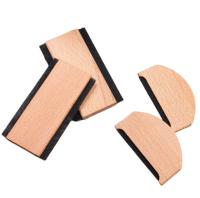 China Natural Beech Wood Sweater Comb Fabric Fuzz Remover 75x45mm Cashmere Wool Comb for sale