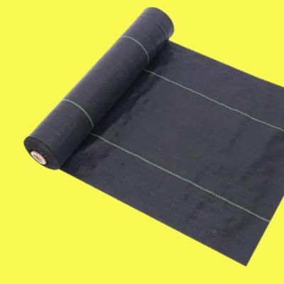 China PP Woven Weed Control Fabric 90gsm UV Treated Landscape Mat 1m x 50m Roll for sale