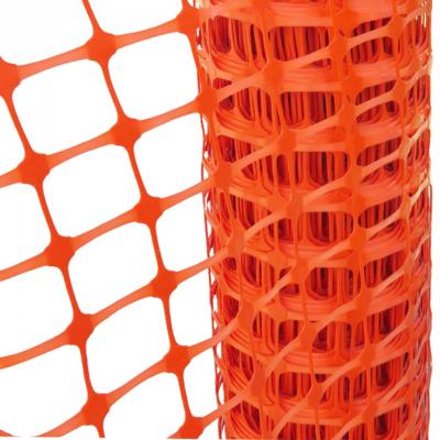 China PE UV Stabilized Snow Fence Safety Barrier 1m x 50m Roll for Construction Sites for sale