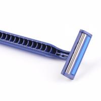 China 3 Blade Disposable Shaving Razor with Platinum Coated Stainless Steel Blade HV700 for sale