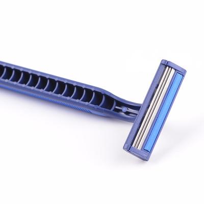 China 3 Blade Disposable Shaving Razor with Platinum Coated Stainless Steel Blade HV700 for sale