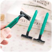 China Disposable Men Hotel Razor Two-Layer Stainless Steel Blade Manual Shaver 40N for sale