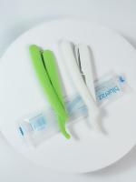 China Plastic Disposable Barber Razor with Stainless Steel Blade HV700 Hardness for sale
